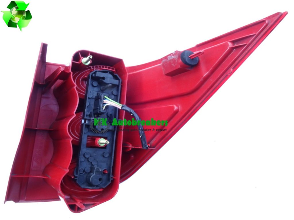 Nissan Qashqai Rear Light LED Module Left 26559BR00A Genuine