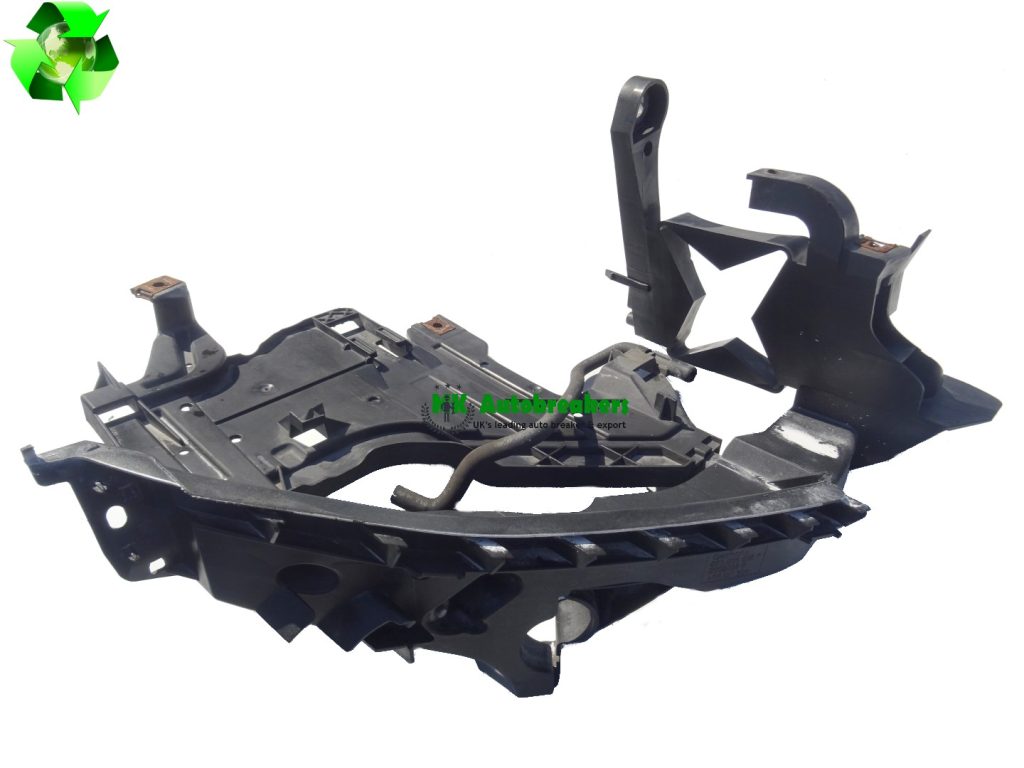 Audi A4 Headlight Bracket 8K0805607C | MK Autobreakers Ltd
