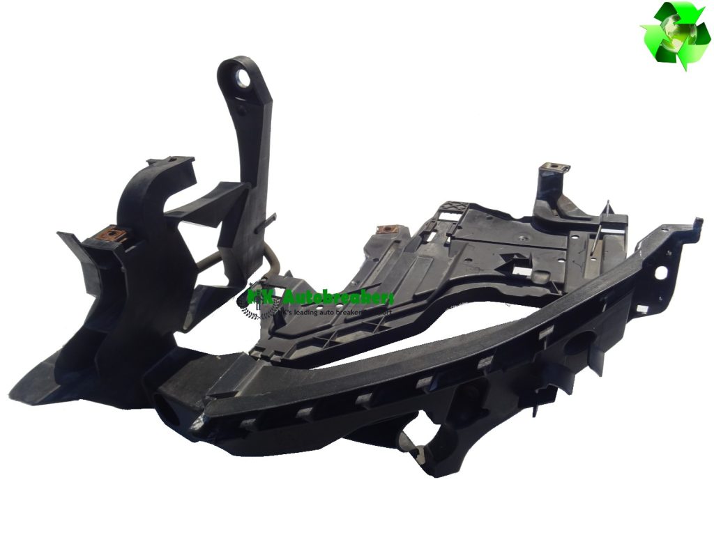 Audi A4 Headlight Bracket 8K0805608 | MK Autobreakers Ltd