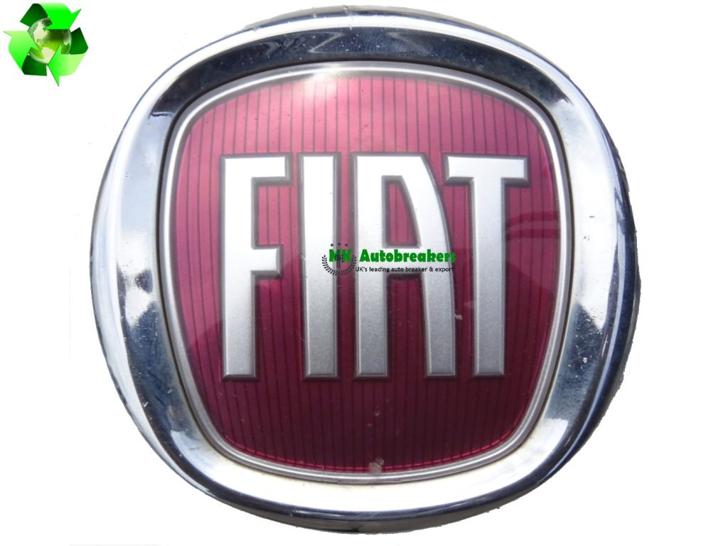 Fiat 500 Emblem Badge Logo Front 51932710 | MK Autobreakers Ltd