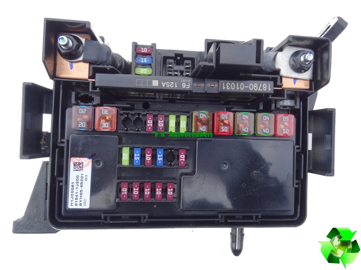Hyundai I20 Fuse Box Under Bonnet 91941-1J200 Genuine 2013