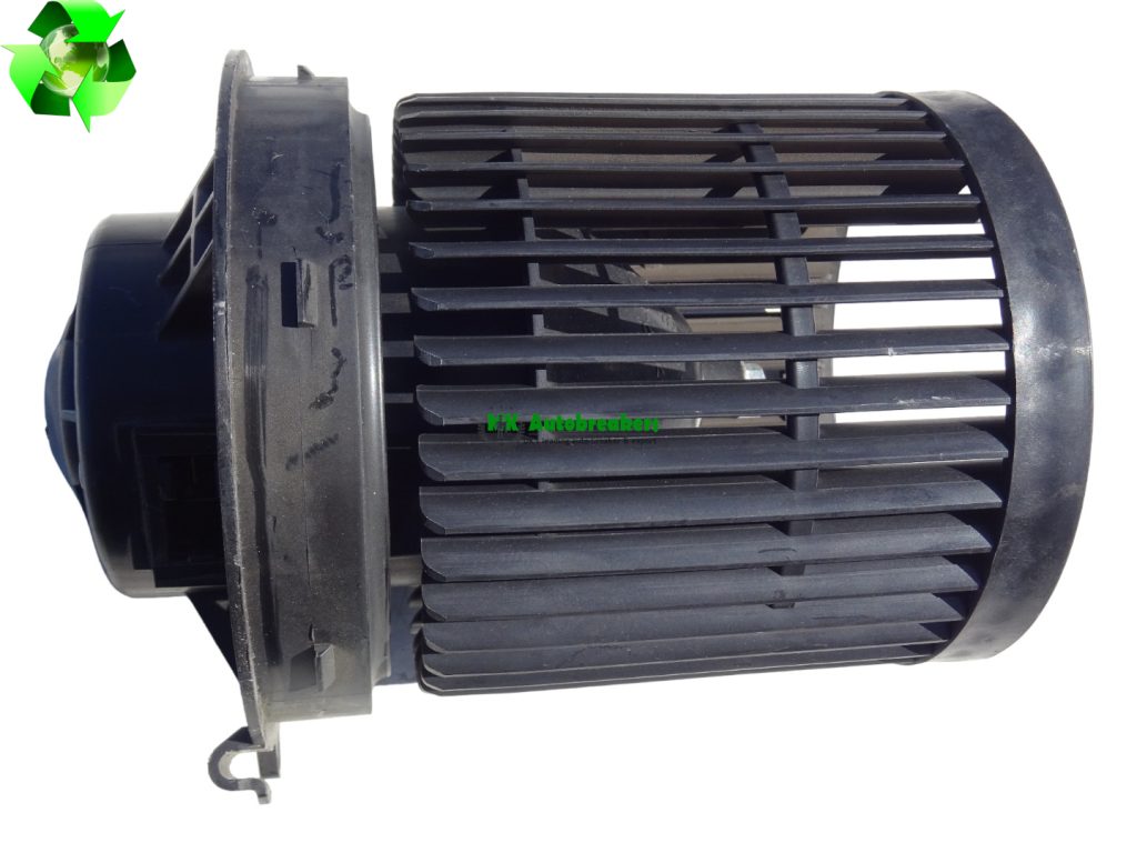 Nissan Juke Heater Blower Fan Motor 272261KA3A Genuine 2016