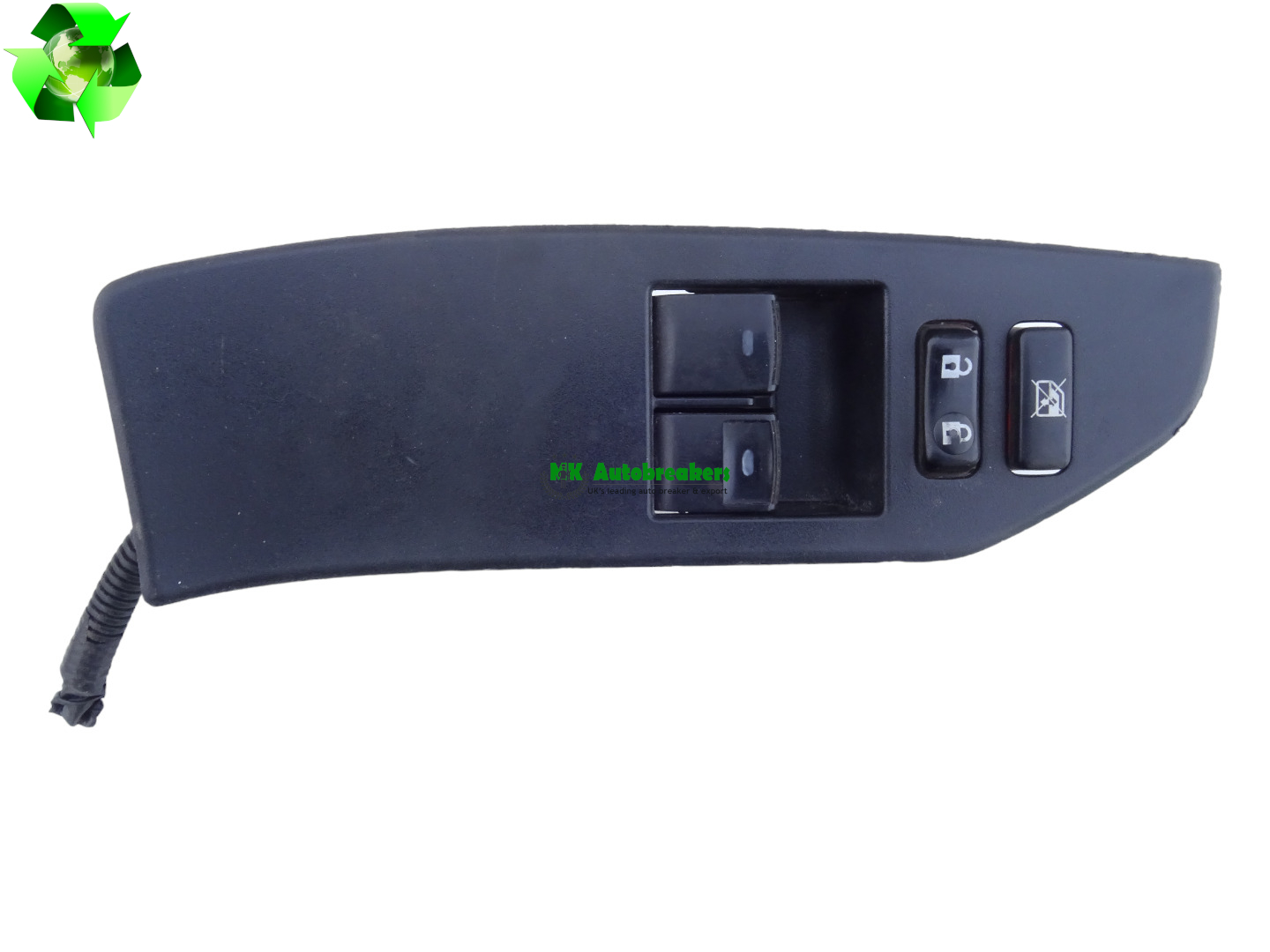 Toyota Verso Window Switch 8404005030 Front Right 2010-2014