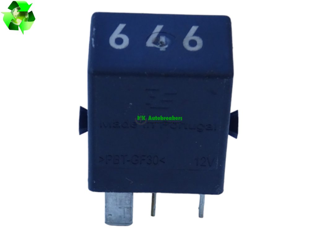 Volkswagen VW UP Multi-Use Relay 4H0951253 Genuine 2013 👍