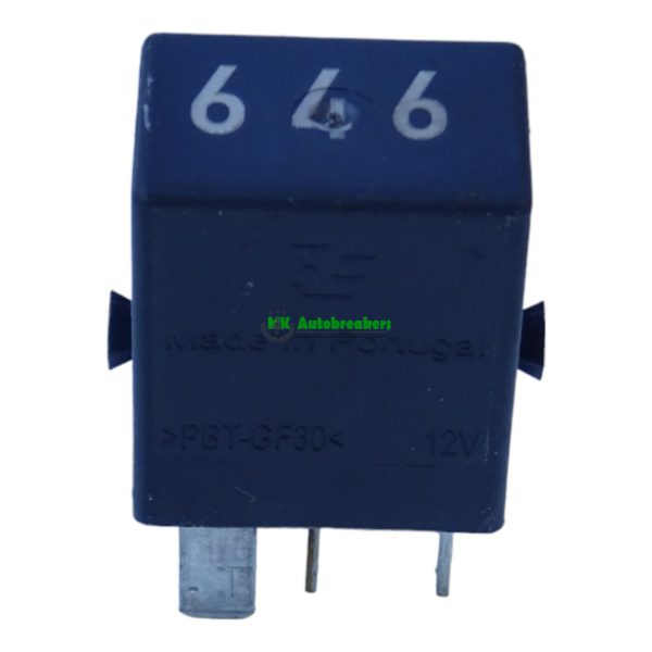 Volkswagen VW UP Multi-Use Relay 4H0951253 Genuine 2013 👍