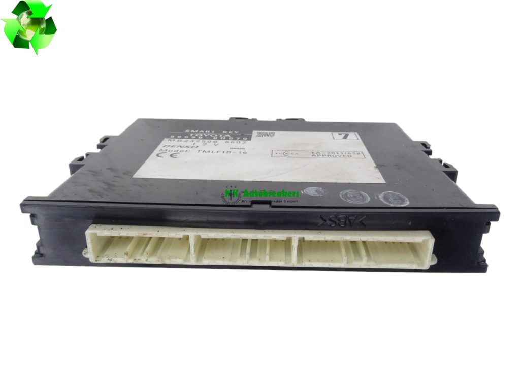 Toyota Yaris Smart Key Control Module 899900D070 2014-2017