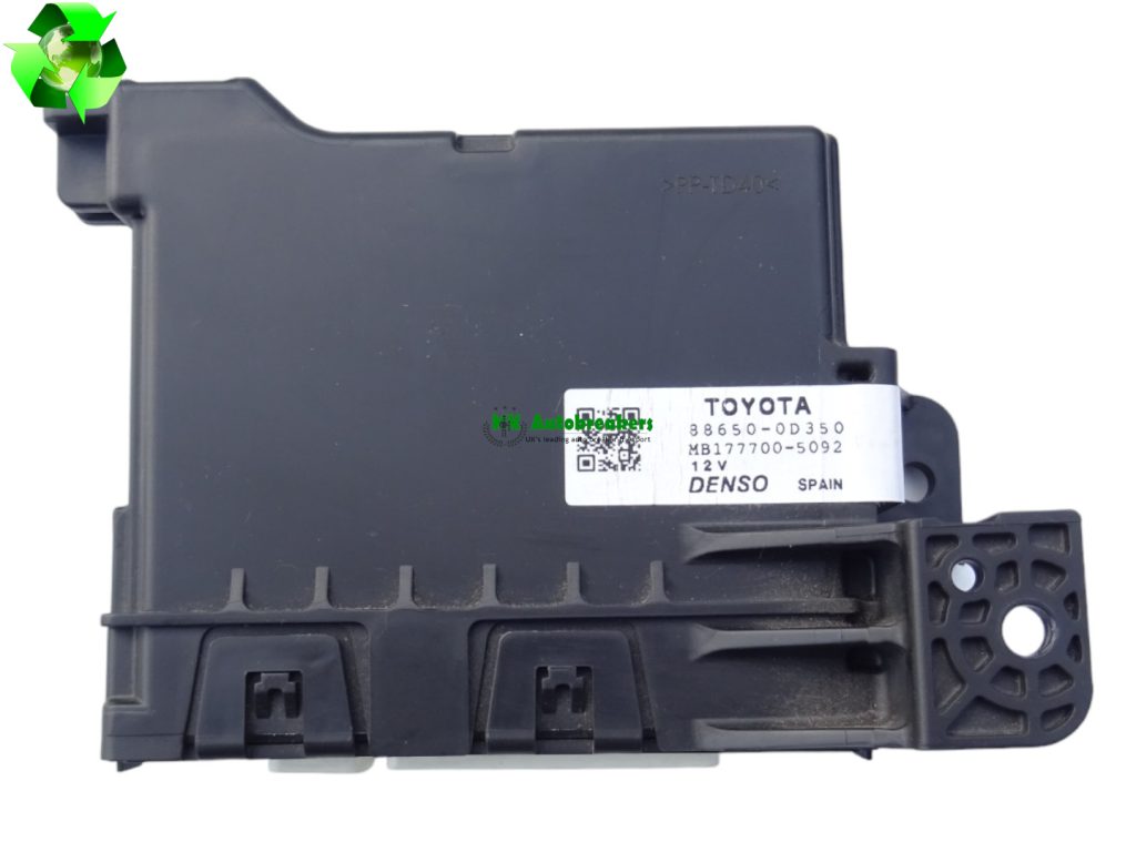 Toyota Yaris Air Conditioner Control Module 886500D350 2014