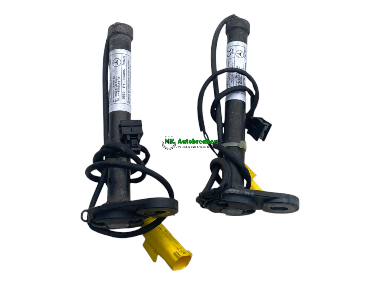 Mercedes A-Class Bonnet Hinge Actuator A1779062301 Pair 2020