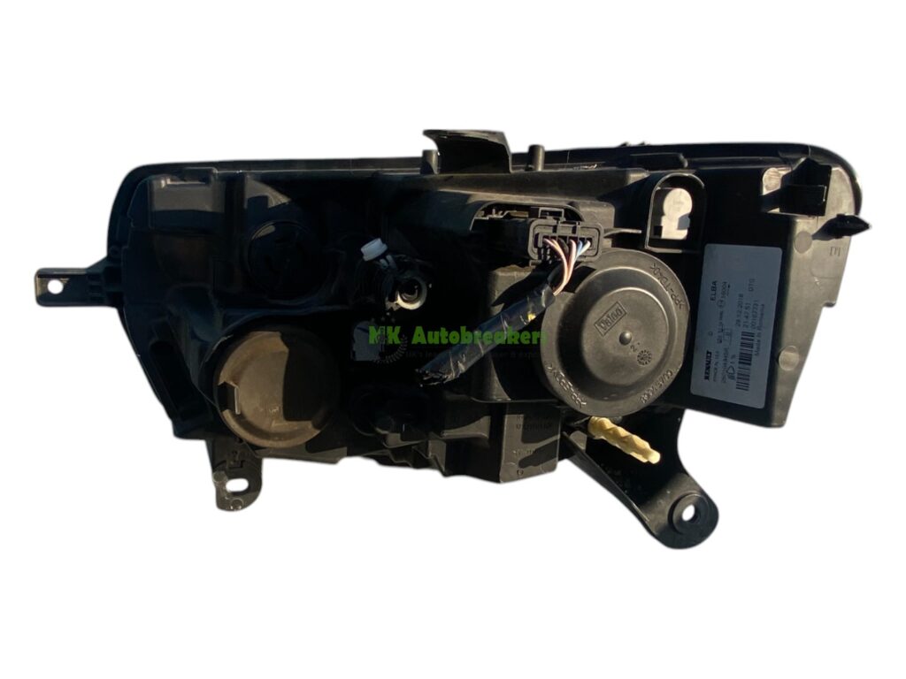 Dacia Sandero Headlight 260104945R Right Genuine 2017