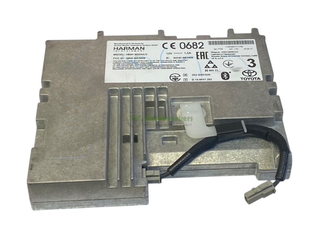 Toyota Verso Audio Amplifier Control Module 86840-0F030