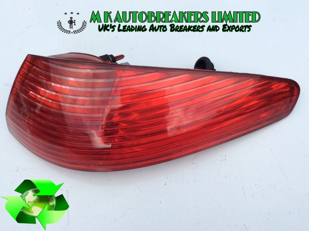 Nissan Qashqai Rear Light LED Module Left 26559BR00A Genuine